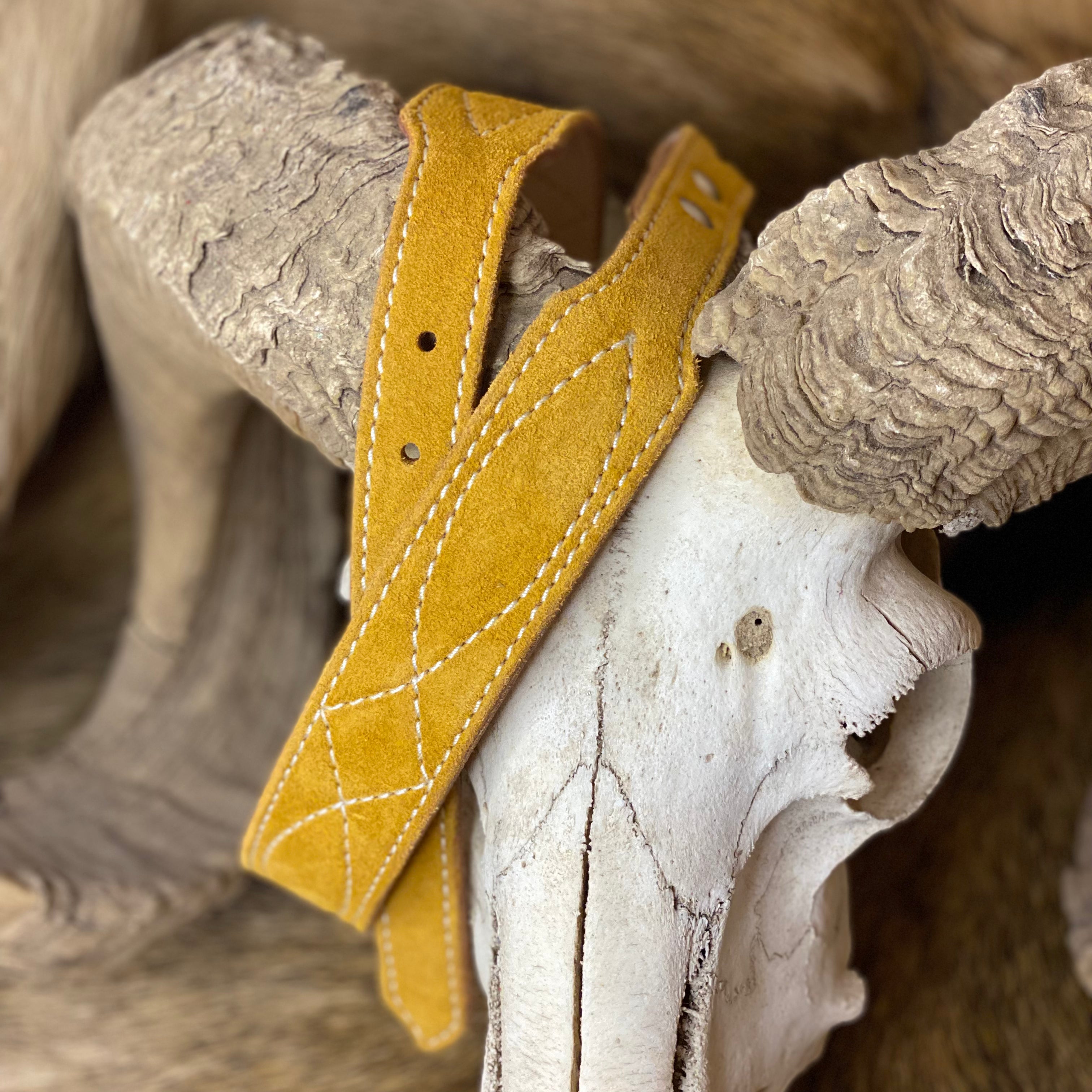 GOLD BUCKLE – Remuda Leather Co.