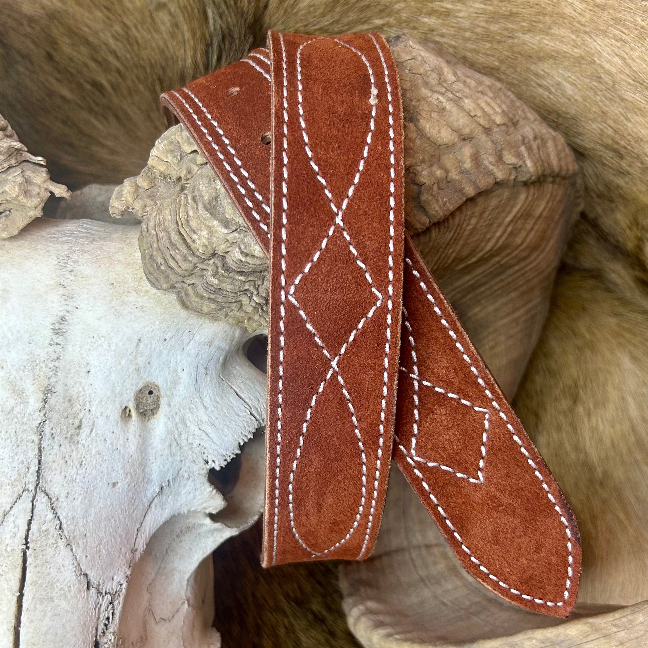 THE AUSTIN - GUNSLINGER STITCH BELT – Remuda Leather Co.